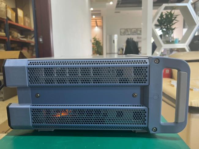 Rohde & Schwarz FSV3030 display close-up