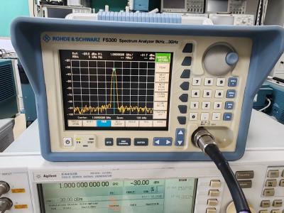 China 3 GHz Einstiegs-HF-Spektrumanalysator Rohde & Schwarz R&S FS300 zu verkaufen