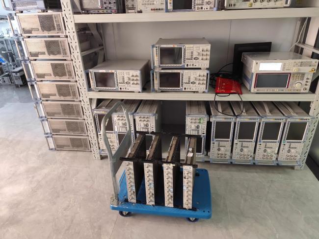 CMW100 K06 test set close-up view