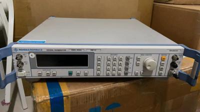 중국 Rohde & Schwarz RF 신호 발생기 R&S SMR40 40 GHz 마이크로파 신호 발생기 판매용