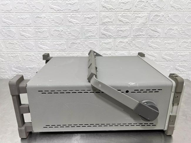 Agilent HP 8596E display close-up