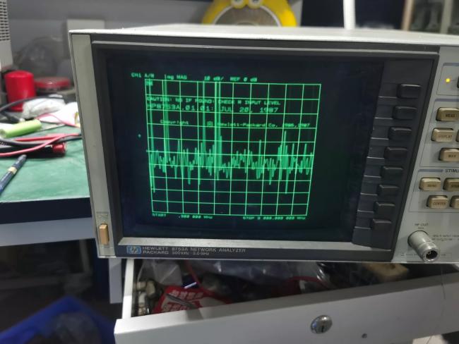 Agilent 8753A close-up view