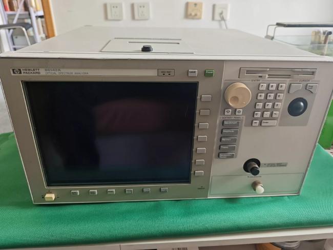 Agilent 86142A rear panel connections