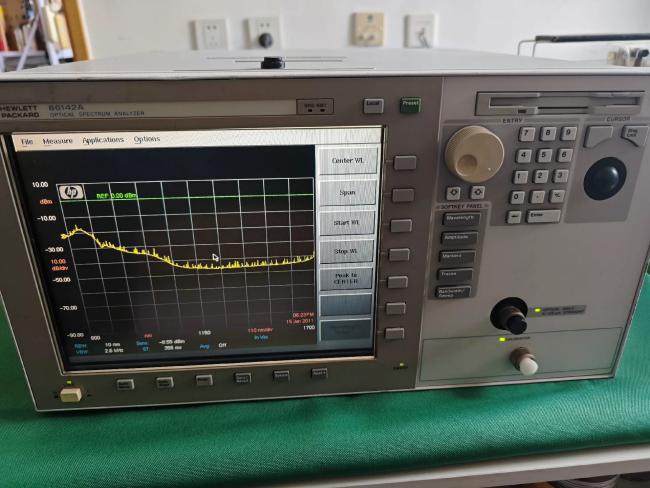 Agilent 86142A internal components view
