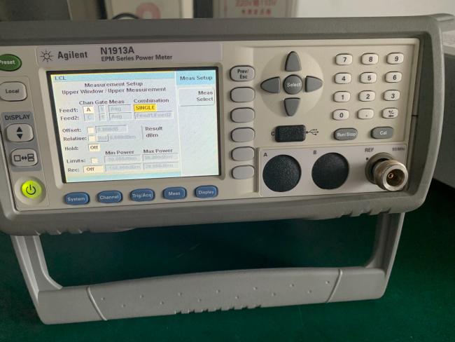 Agilent N1913A RF Power Meter side view showing connectivity ports