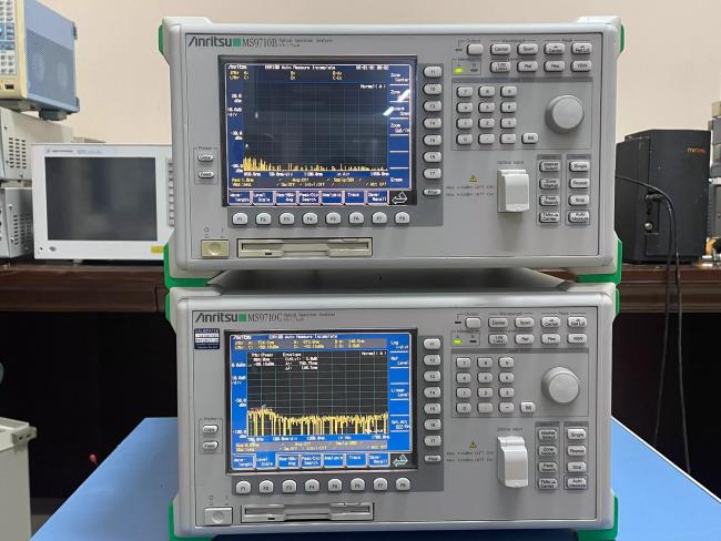 Anritsu MS9710B Optical Spectrum Analyzer rear panel