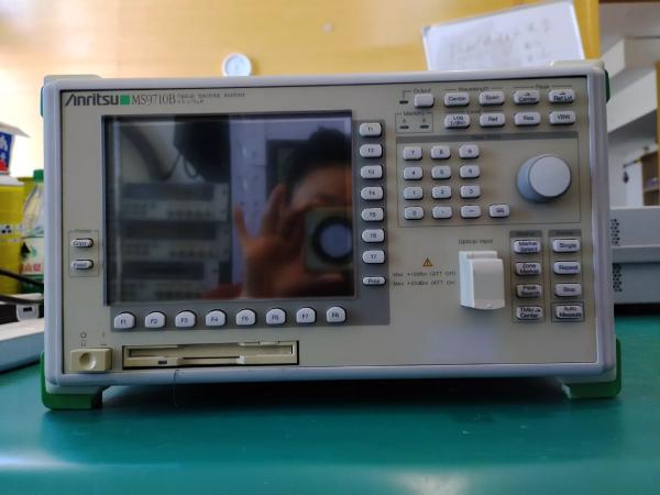 Quality MS9710B Anritsu Optical Spectrum Analyzer 600–1750 Nm OSA 0.07 Nm RBW 70 DB for sale