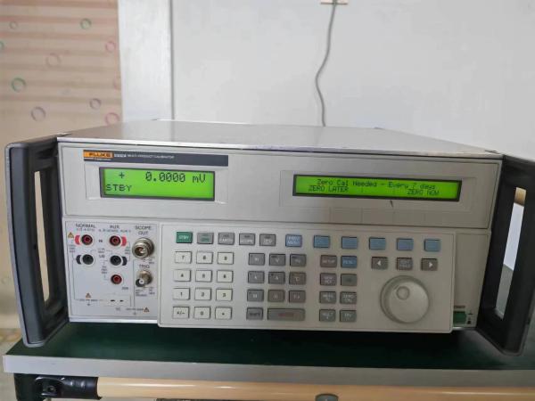 Quality Used ±1020 V / 20.5 A Multi Product Calibrator 50 Ppm DC Accuracy Fluke 5502A for sale