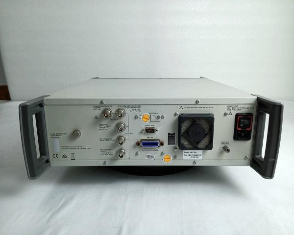 Quality Low Phase Noise RF Reference Source Multi Function Calibrator 27 GHz Fluke for sale