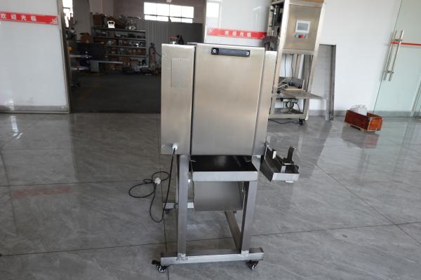 Quality Multi Scenario Commercial Egg Cracking Machine Egg Shell Separator Machine 6000pcs/H for sale
