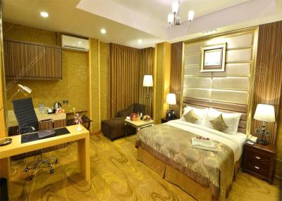 Cina Mobilia di lusso in eccedenza del residence, insiemi di camera da letto a grandezza naturale su misura in vendita