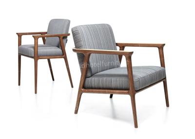 China Simple Style Bedroom Sitting Chairs , Small Chaise Lounge Chair For Small Room for sale