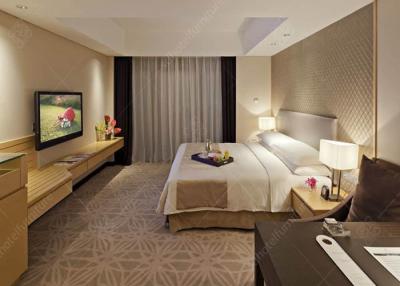 Cina La mobilia moderna comoda della camera da letto dell'hotel fissa lo spessore dell'impiallacciatura 0.6mm di Engineerd in vendita