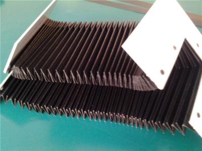 China Heat-sealed &folded bellows fabric +PVC for any kind of machine dust covers en venta