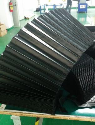 China Heat-sealed &folded bellows fabric +PVC for CNC plasma cutting machine en venta