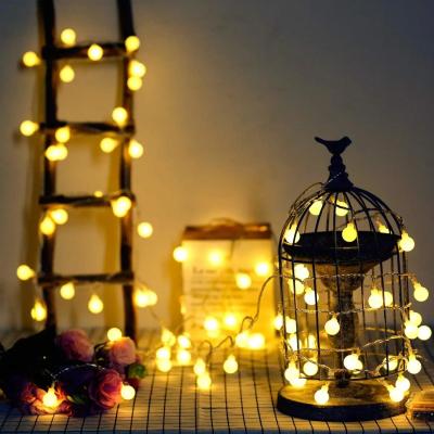 Cina 100 LEDs Battery Operated String Lights Globe Fairy Lights with Remote Control for Outdoor Tent Camping in vendita