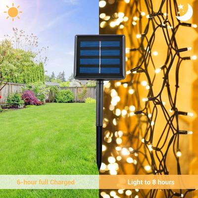 Cina Lunghezza solare bianca calda 250MA all'aperto 300 LED delle luci 10m del ghiacciolo in vendita