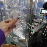 China Disposable Cannula Manufacturing Machine Smooth Welding With Automatic Counting Function for sale