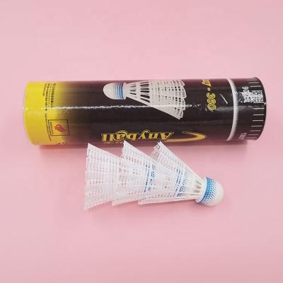 Cina Palla di nylon stabile di volano di volani di nylon di plastica di volano per addestramento in vendita