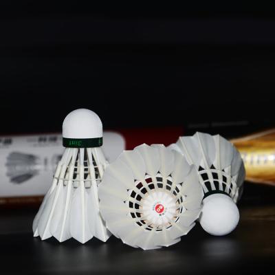 Cina Livello 3 di torneo in 1 bene durevole eccellente Duck Badminton Feather Cork Shuttlecock naturale di volano in vendita