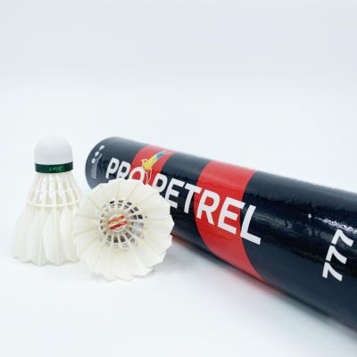 Cina Bene durevole 3 in 1 pro volano di Duck Feather Shuttle Cock Feather della procellaria 777 di volano in vendita