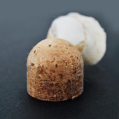 Cina Piuma molle naturale Cork Real Wood Shuttlecock Head di volano per le navette del grado A in vendita