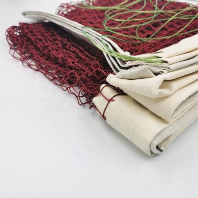 China Polyester-Faden-zusammenklappbares Badminton-vierfacher Schwergängigkeits-Stahldraht-justierbarer Badminton-Nettosatz zu verkaufen