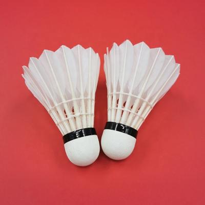 Cina Il tipo BWF di Duck Feather Badminton Shuttlecock Traditional della concorrenza ha approvato in vendita