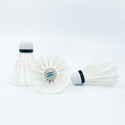 Cina Natural Feather Badminton Shuttlecock For Outdoor Game And Sports in vendita