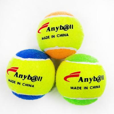 Cina Palle economiche variopinte di rimbalzo della racchetta di tennis di prezzi di di livello medio 80-100cm in vendita
