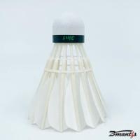China Durable Accurate Drop Point High Durability Training Feather Badminton Shuttlecock for sale