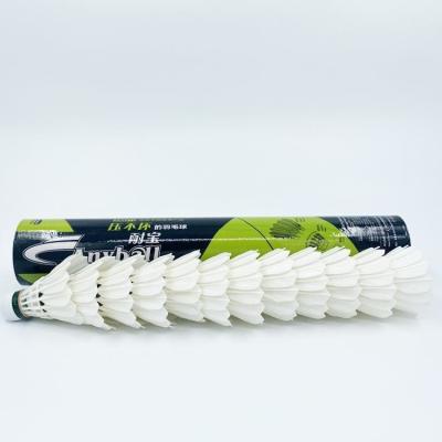 Cina Anyball 333 Badminton Shuttlecock di alta qualità Hybrid Feather Super Cost Performance in vendita
