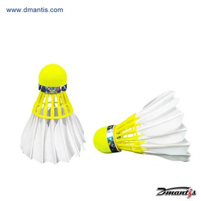 Cina Giallo fluorescente D51 3in1 12PCS in confezione Stabile e robusto ad alta velocità per l'addestramento Piuma di oca Badmi in vendita