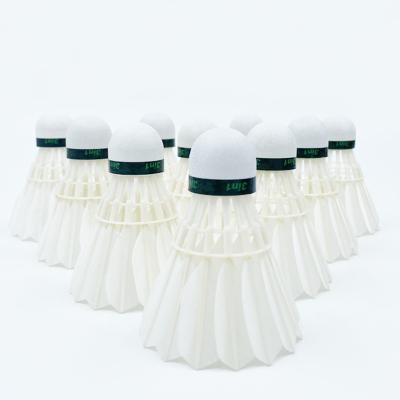 Cina Alta qualità 3in1 Shuttlecock ibrido D60 OEM Disponibile Piuma di anatra Shuttlecock di badminton in vendita