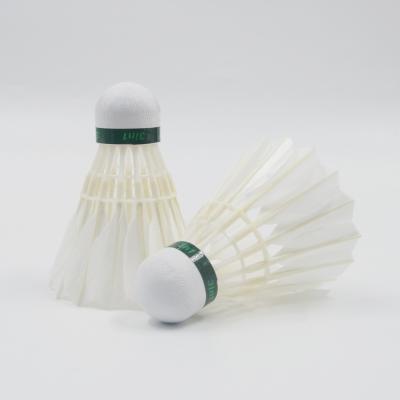 Cina Classe B Piuma d'oca Dmantis Durable Sport Piuma corta ibrida Badminton 3 in 1 Shuttlecock in vendita