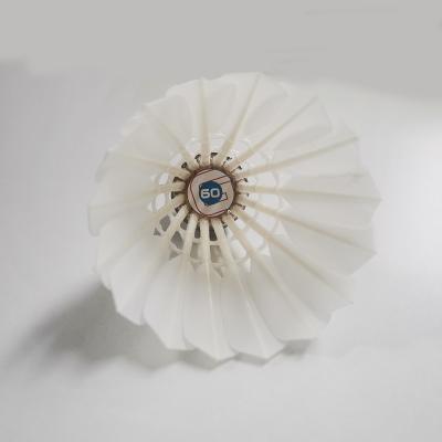 Cina Classe B Piuma d'oca Badminton Shuttlecock Factory Torneo personalizzato Shuttlecocks Durable Badminton Shuttlecock in vendita