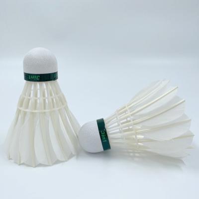 Cina Professionale di badminton Shuttlecock Durable 3in1 Design e piuma superiore non facile da rompere Adatto per lo stadio in vendita
