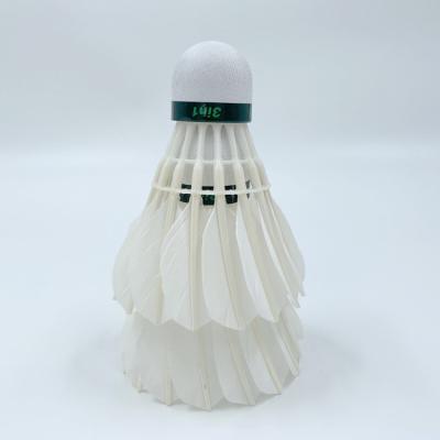 Cina Professionale di badminton Shuttlecock Durable 3in1 Design e piuma superiore non facile da rompere Adatto per lo stadio in vendita