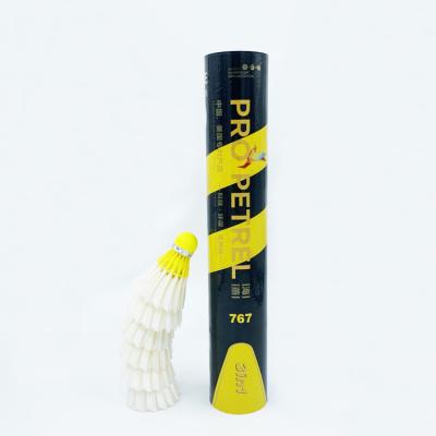 Cina Piuma d'oca 3 in 1 Shuttlecock Pro Petrel 767 Con grande stabilità Durabilità in vendita
