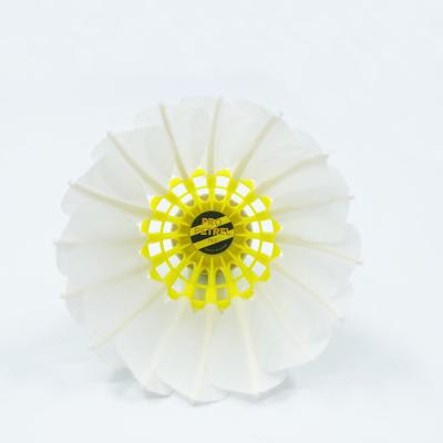 Cina Unique Desgin 3in1 Badminton Shutttlecock Bright-coloured Cork and Ball Increase Hit Rate Used for Dark Environment in vendita