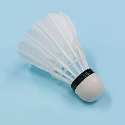 Cina Goose Feather Badminton Shuttlecock with Fast Delivery for Mass Wholesale or Export Feather Shuttleecock OEM Badminton in vendita