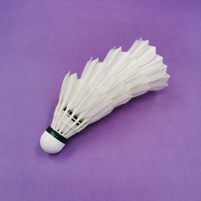 Cina Durable Feather Badminton Shuttlecock High Quality 3in1 Hybrid Badminton Shuttlecock in vendita