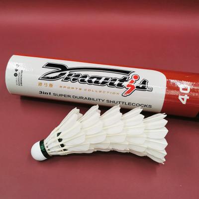 Cina Best Price Hybrid Shuttlecock Nice Quality 3in1 Shuttlecock Badminton in vendita