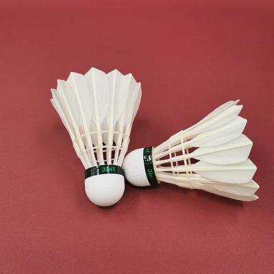 Cina Training Feather Shuttles Badminton Durable Natural Feather Hybrid 3in1 in vendita