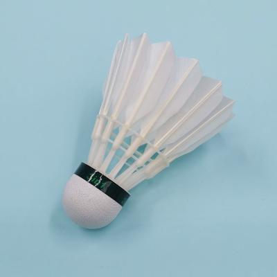 Cina Super Durable 3in1 Hybrid Shuttlecock Stable Quality Shuttles for Competition in vendita