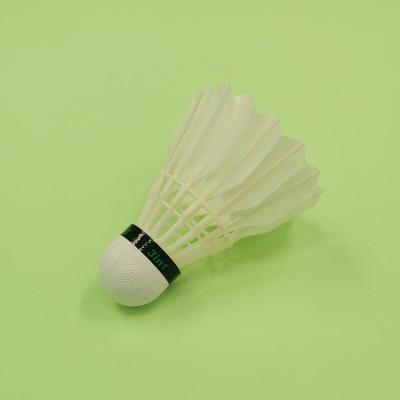 中国 Class A Badminton Shuttlecock Duck Feather Super Quality 3in1 Hybrid Badminton Shuttlecocks 販売のため