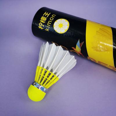 Cina Durable Stable Hybrid Shuttlecocks Training China Cheap Feather 3in1 Products in vendita