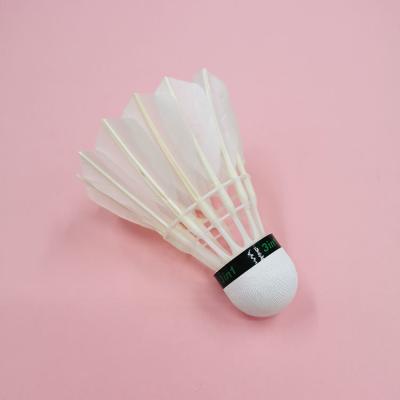 Cina Wholesale Shuttle Shuttlecock Badminton Professional 3in1 Badminton Shuttlecocks in vendita