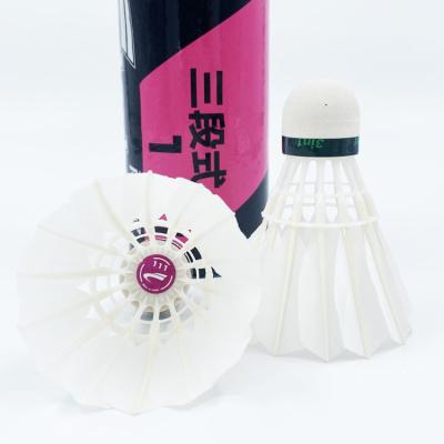 中国 Professional Lower Price Top Quality Flex Feather Badminton Shuttlecock High Speed Badminton Balls Stable & Durable 販売のため