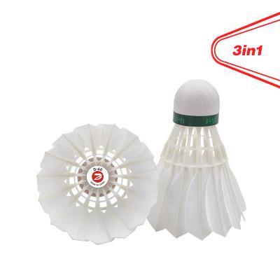 Cina High Quality Duck Feather Top Grade Badminton Shuttlecock with Fiber Cork D60 in vendita